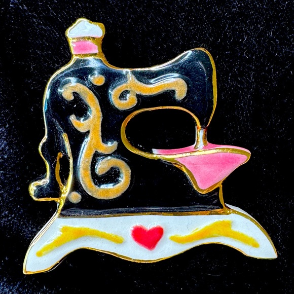 Jewelry | Vintage Enamel Sewing Machine Brooch | Poshmark
